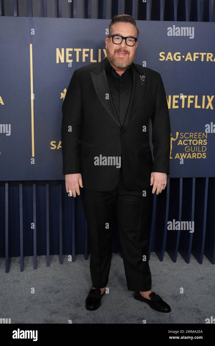 Michael Cyril Creighton arrives at the 30th annual Screen Actors Guild ...