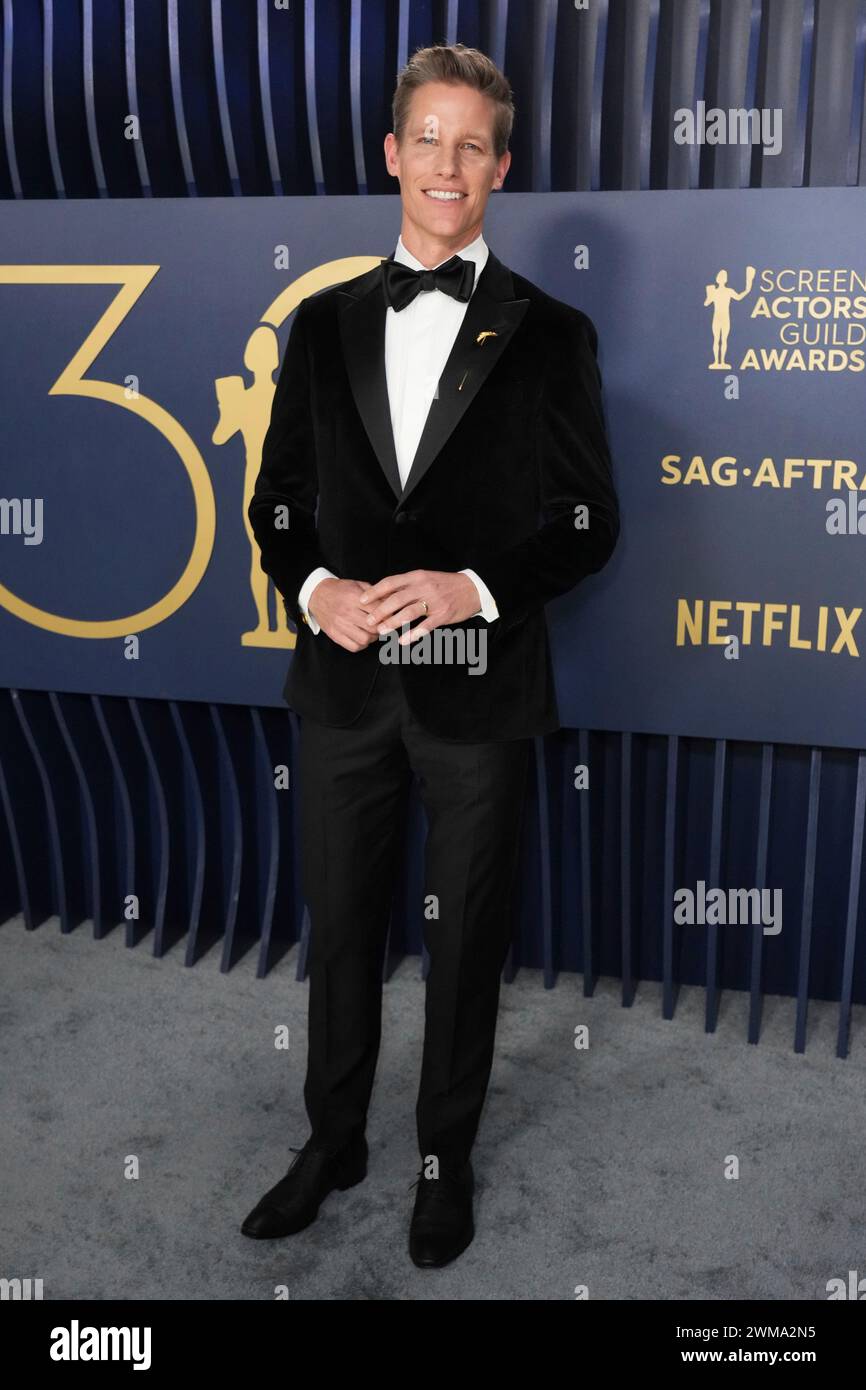 Ward Horton arrives at the 30th annual Screen Actors Guild Awards on ...