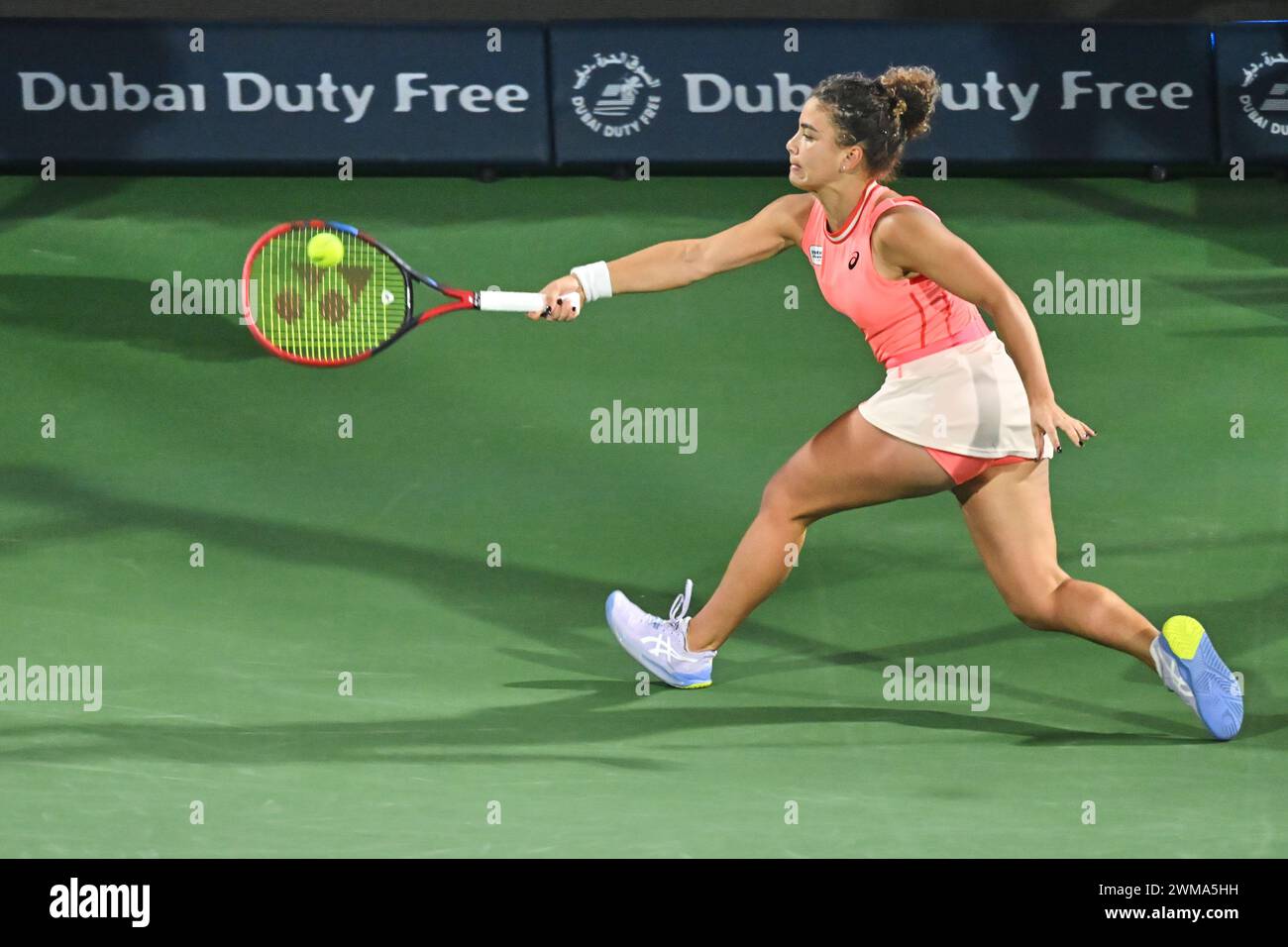 Jasmine paolini dubai hi-res stock photography and images - Alamy