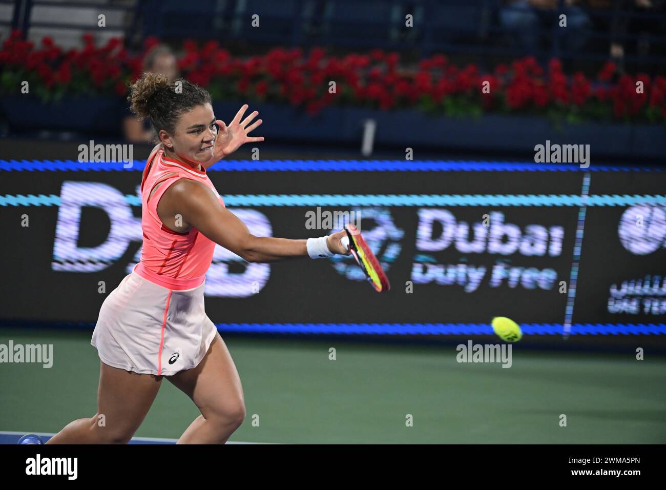 2024 dubai duty free tennis championships hi-res stock photography and ...
