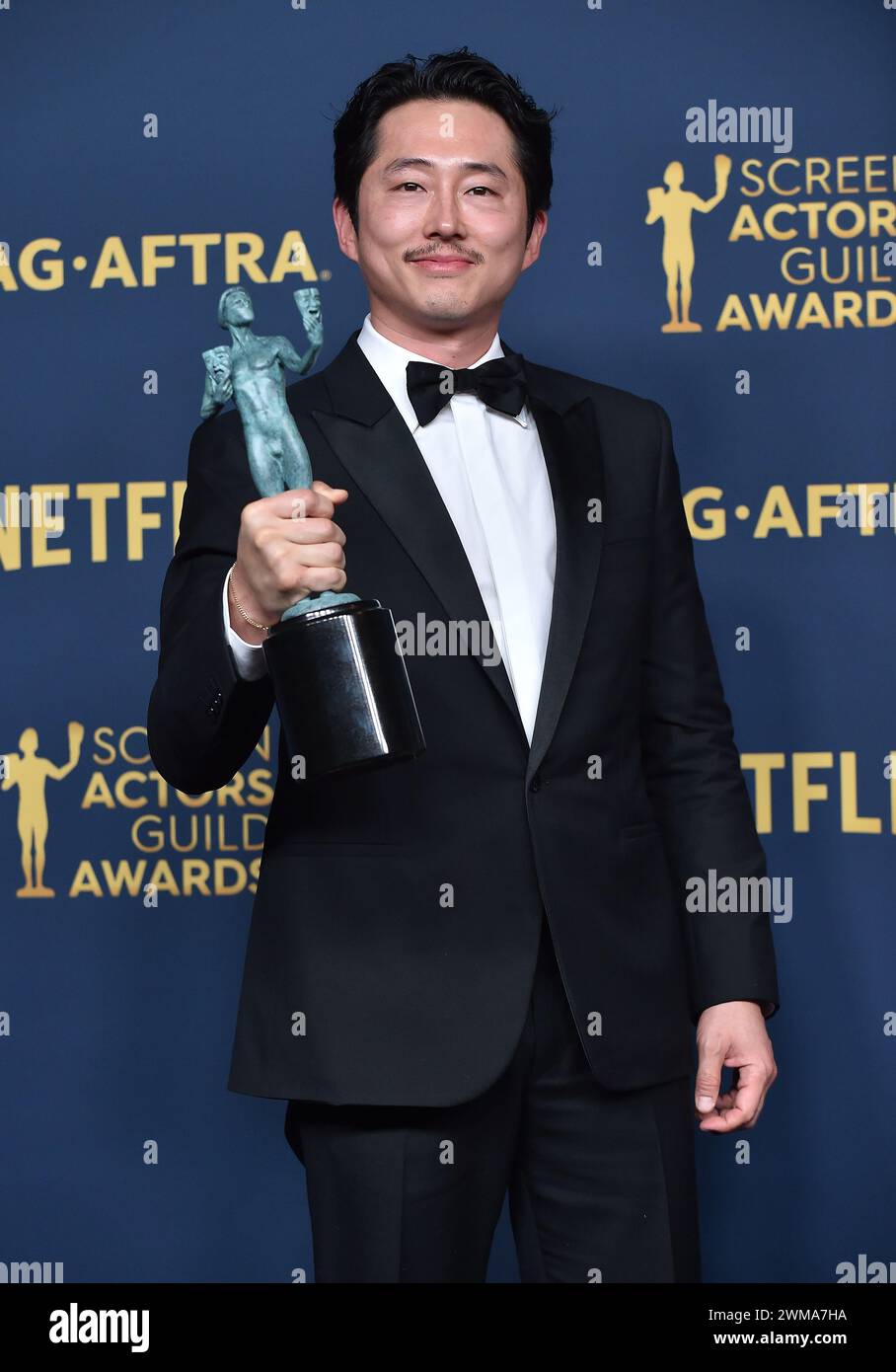 Los Angeles, USA. 24th Feb, 2024. Steven Yeun in the press room at the ...
