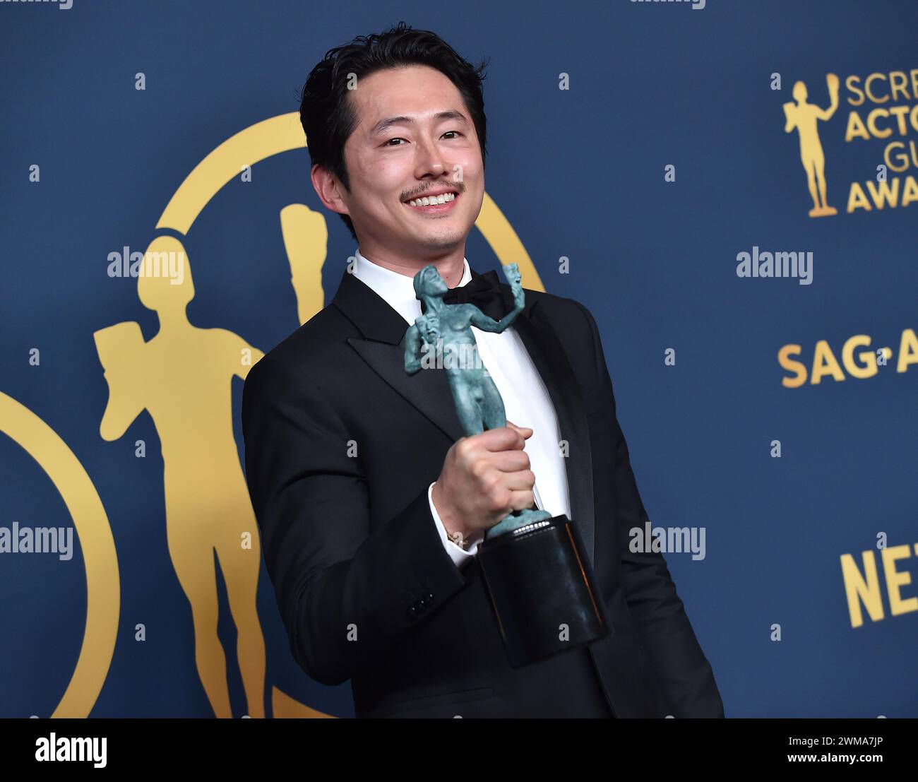 Los Angeles, USA. 24th Feb, 2024. Steven Yeun in the press room at the ...