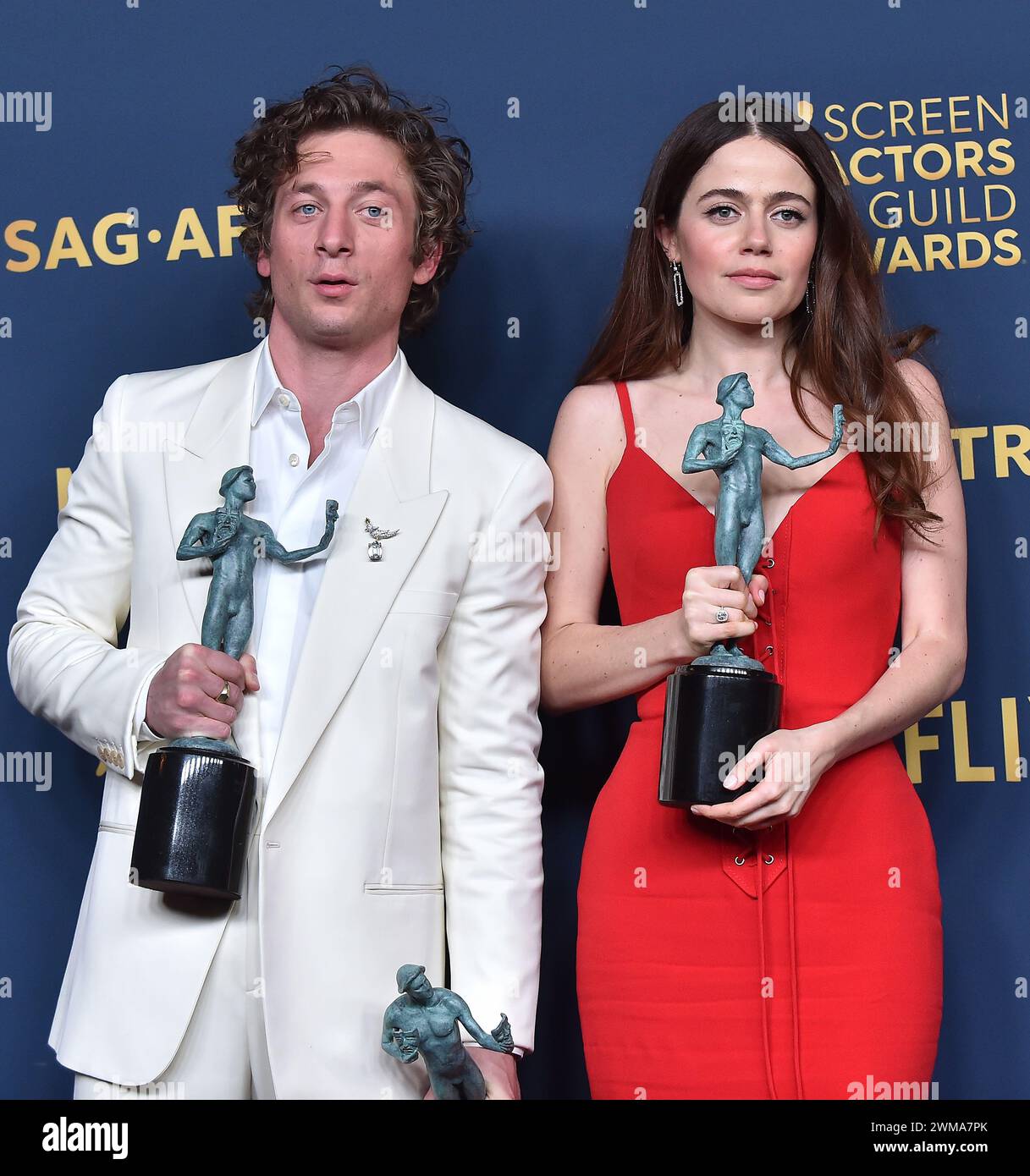 Los Angeles, USA. 24th Feb, 2024. Jeremy Allen White and Molly Gordon ...