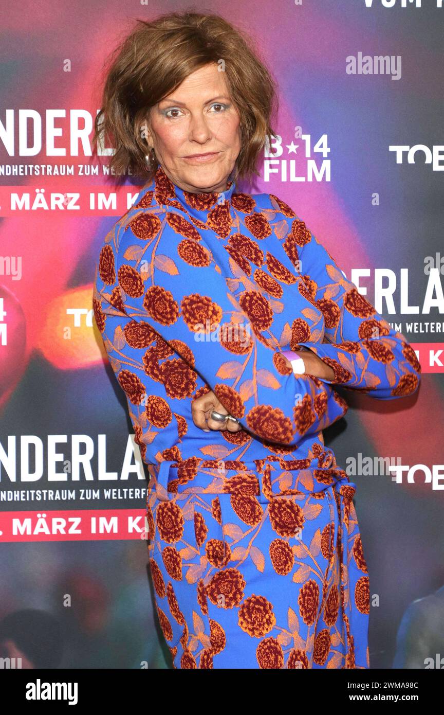 Sabine Howe bei der Premiere des Dokumentarfilms Wunderland - Vom ...