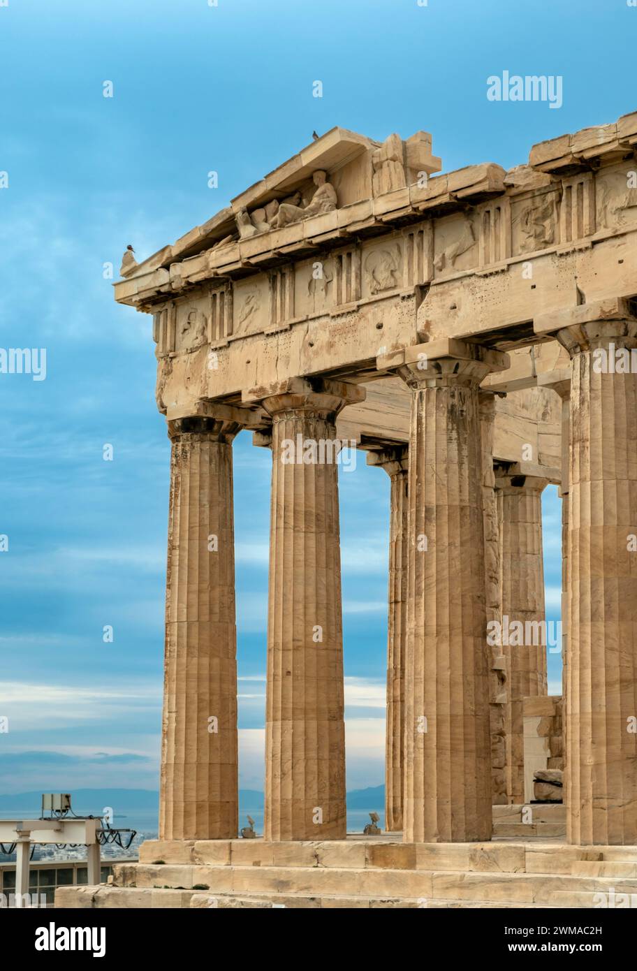 Parthenon style hi-res stock photography and images - Alamy