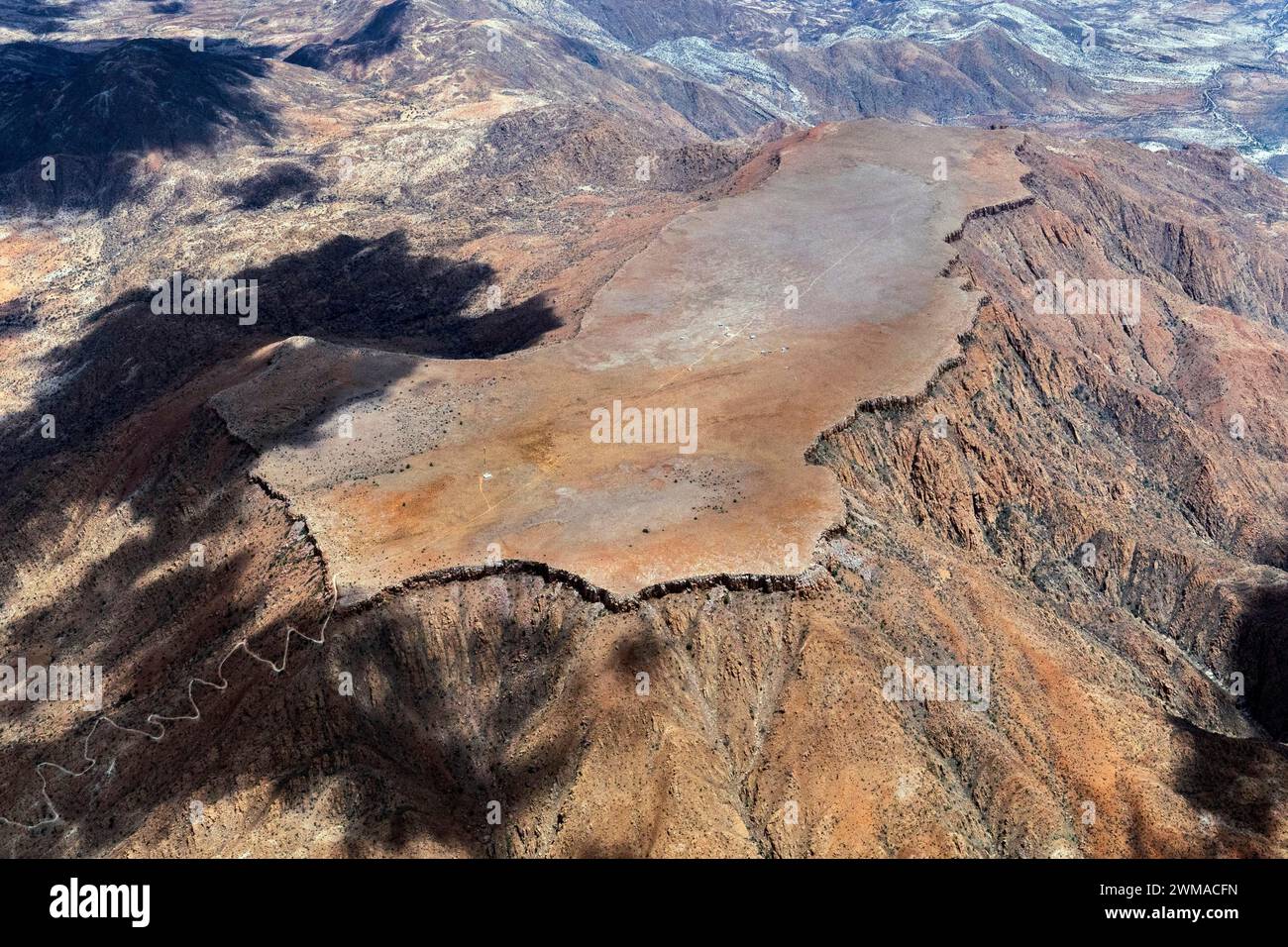 Basalt mountain hi-res stock photography and images - Alamy