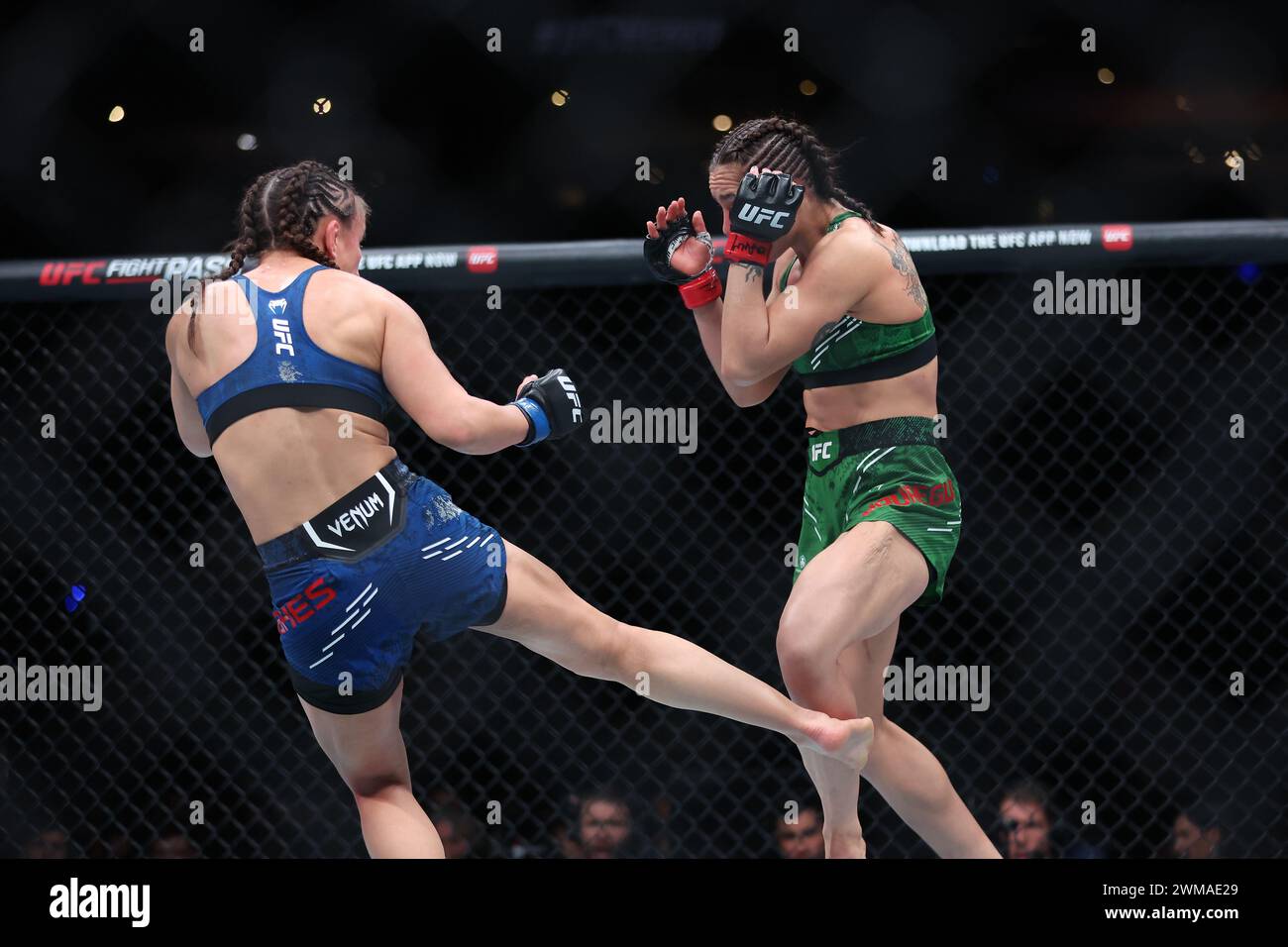 Yazmin jauregui and sam hughes hi-res stock photography and images - Alamy