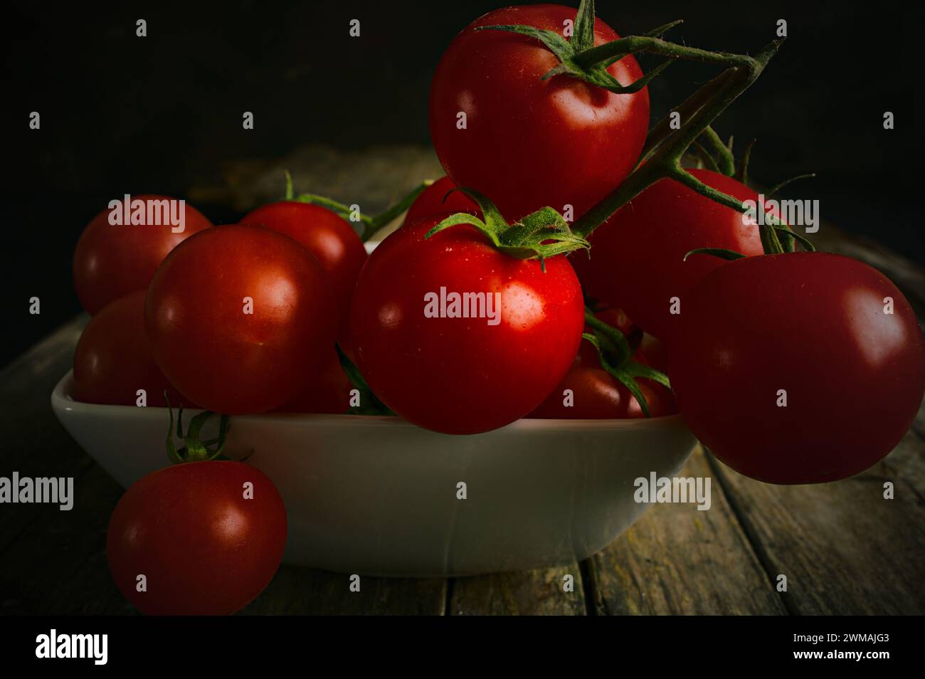 Pomodoro di Pachino: fresh, beautiful Italian tomato Stock Photo - Alamy