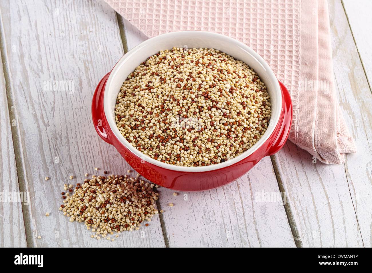 Raw dry quinoa cereal grain in the bowl Stock Photo - Alamy