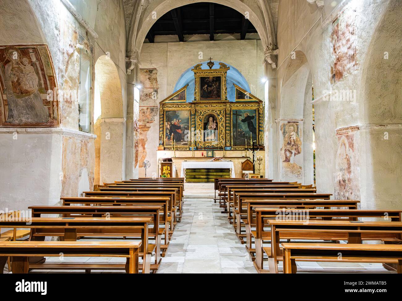 Saint mary the veteran church hi-res stock photography and images - Alamy