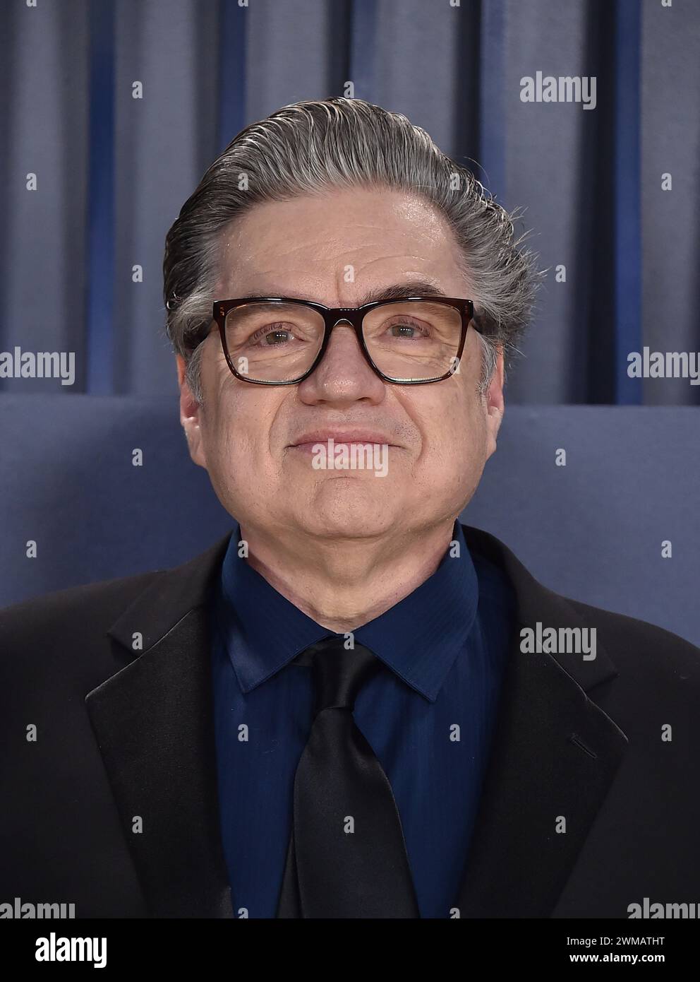 Los Angeles, USA. 24th Feb, 2024. Oliver Platt arriving to the 30th ...