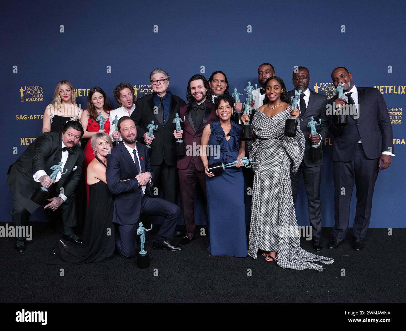 (L-R) THE BEAR Cast - Matty Matheson, Jeanie Bacharach, Ebon Moss ...