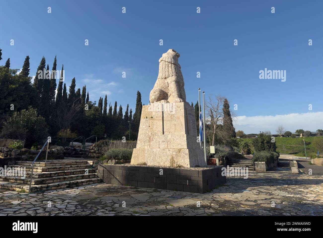 The Roaring Lion of Tel Hai designed by the sculptor Avraham Melnikov ...