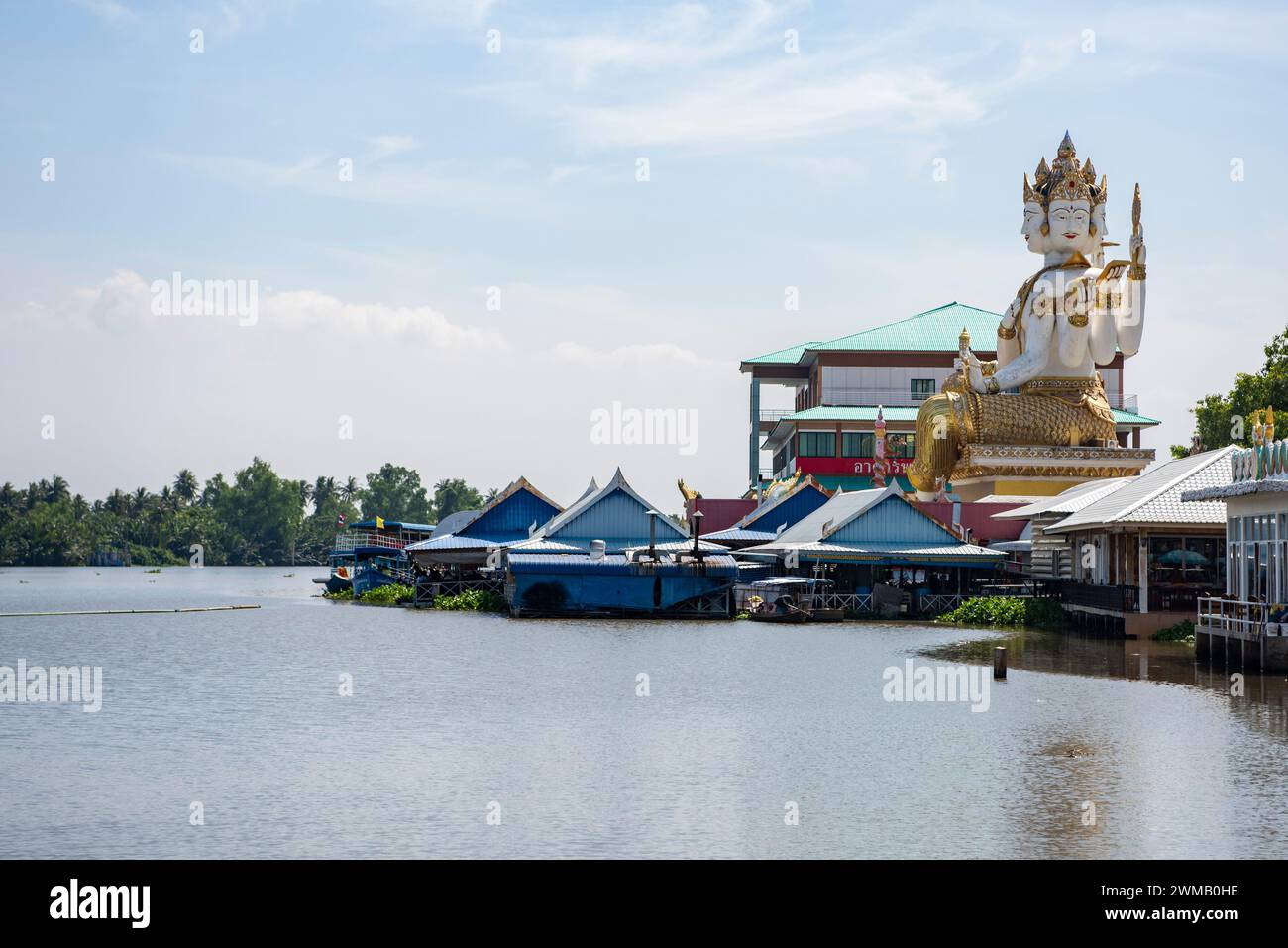 Wat Saman Rattanaram at Mae Nam Bang Pakong river in city Mueang ...