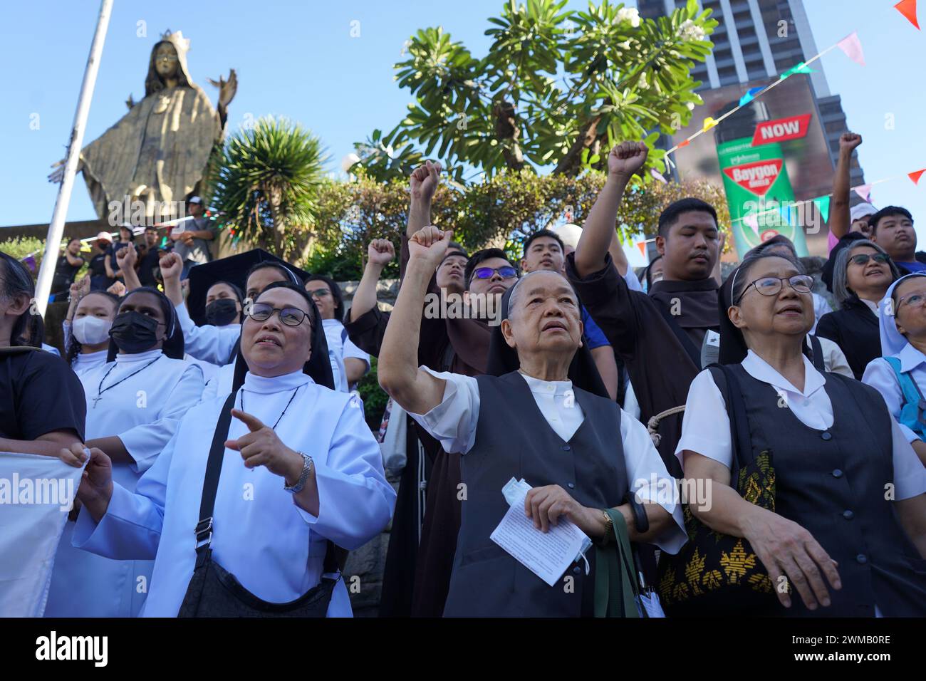 Mandaluyong City, Philippines. 25th February 2024. Nuns, priest and ...