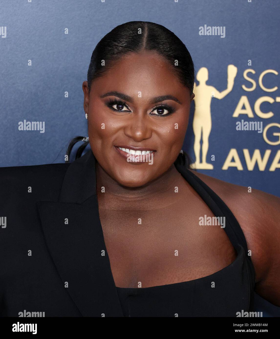 LOS ANGELES, CALIFORNIA, USA - FEBRUARY 24: Danielle Brooks wearing ...