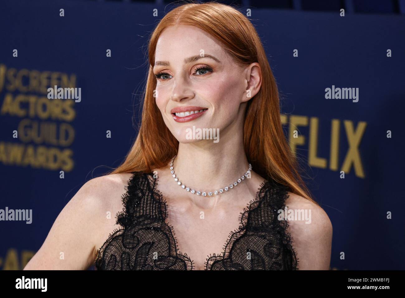 LOS ANGELES, CALIFORNIA, USA - FEBRUARY 24: Jessica Chastain wearing a ...