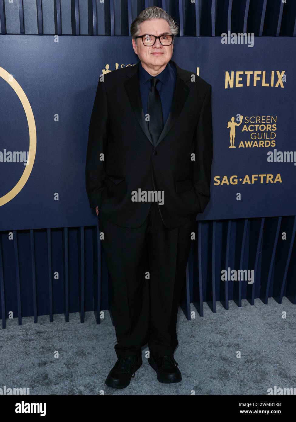 LOS ANGELES, CALIFORNIA, USA - FEBRUARY 24: Oliver Platt arrives at the ...