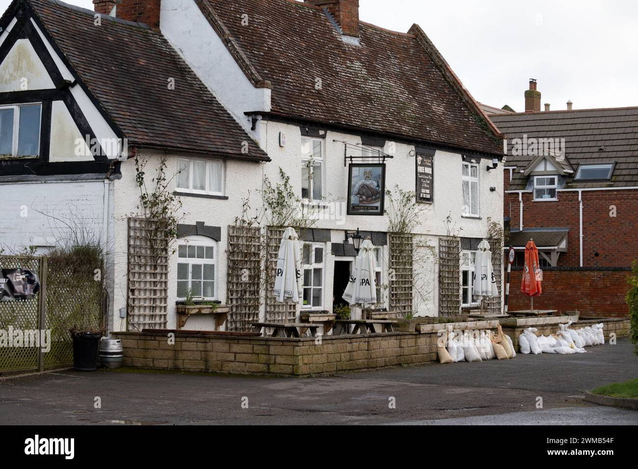The Shoulder of Mutton pub, Grandborough, Warwickshire, England, UK ...