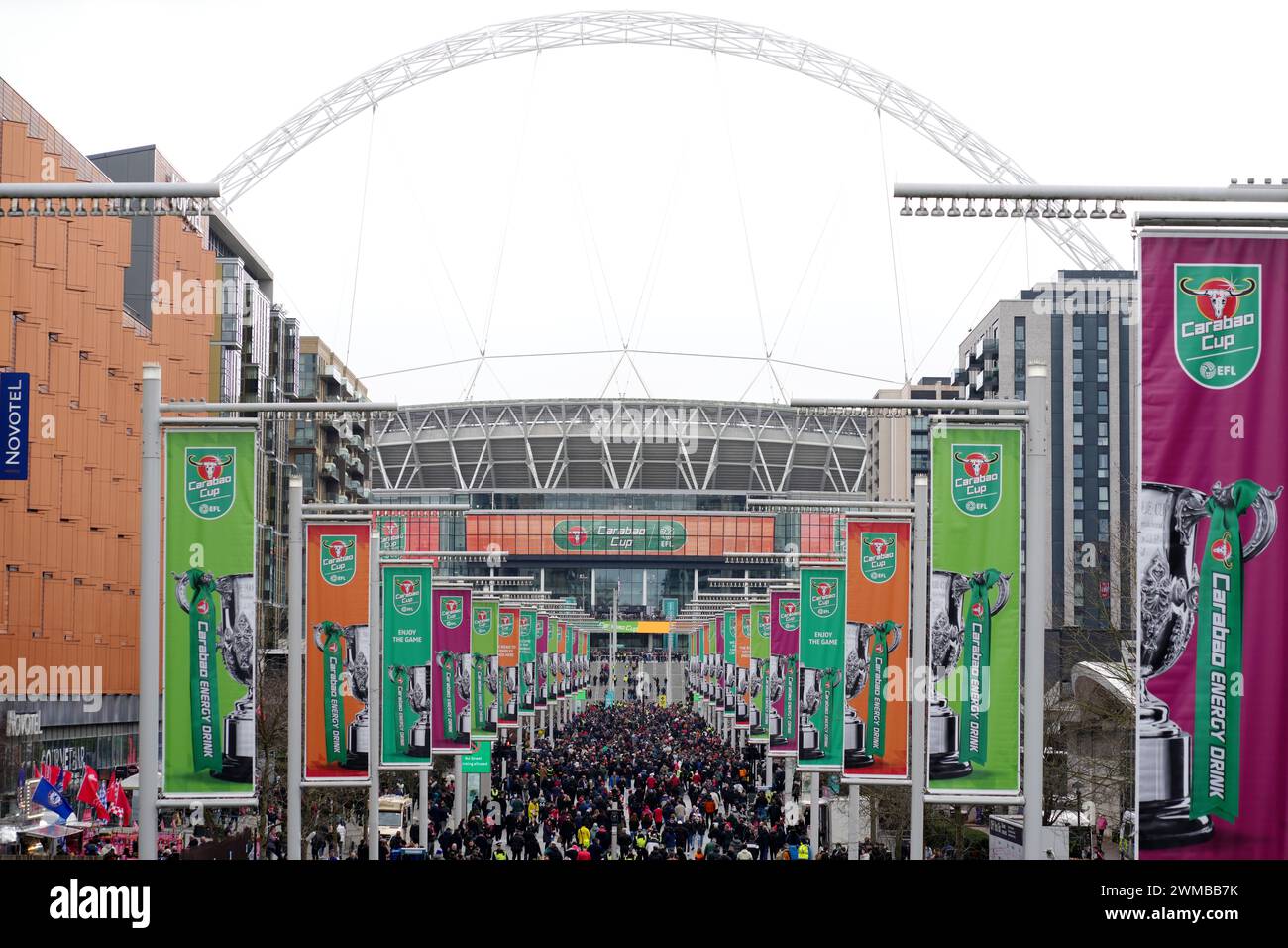 General view of fans walking on Wembley Way before the Carabao Cup ...