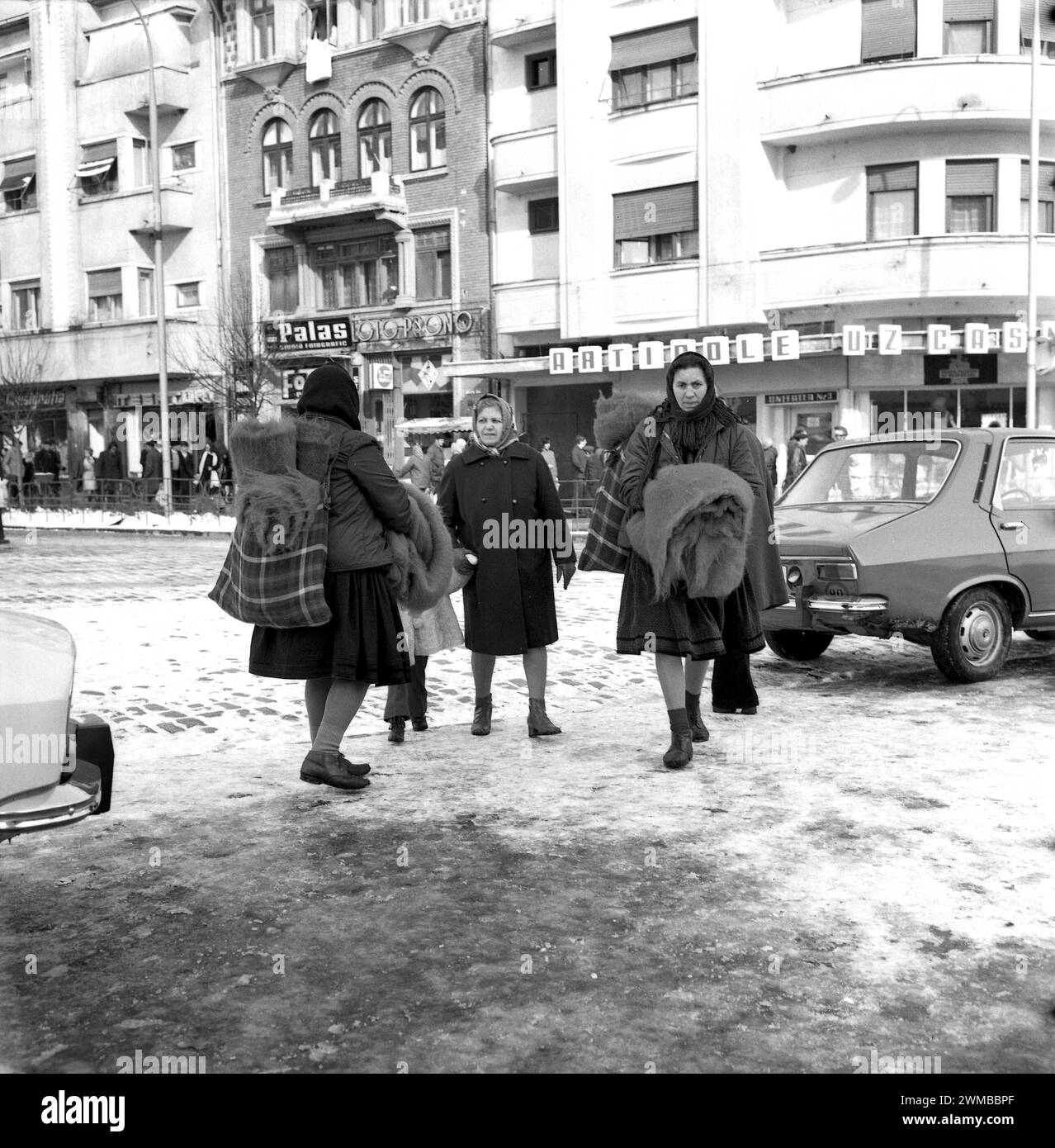 80s eighties 1980s candid hi-res stock photography and images - Alamy