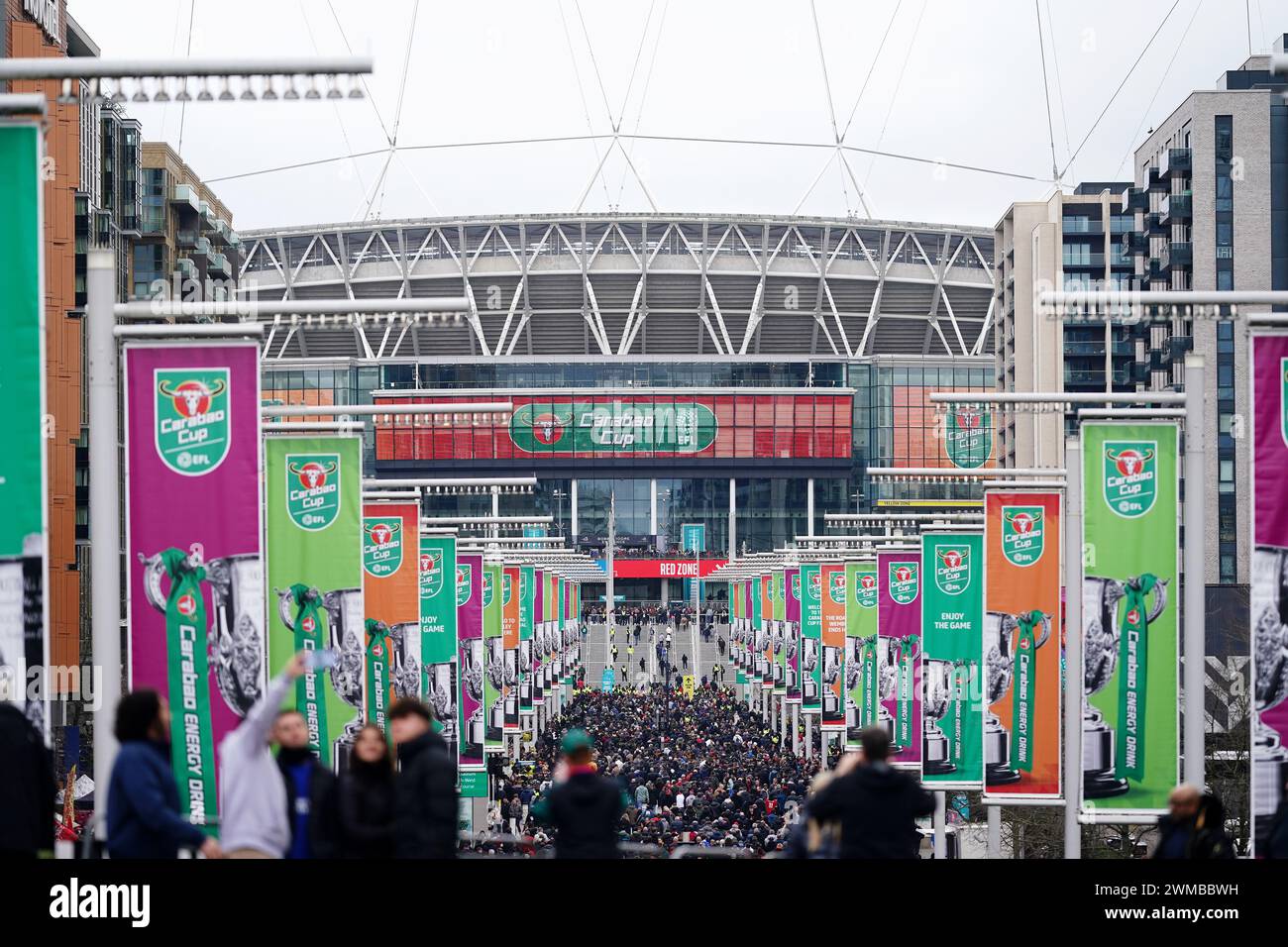 General view of fans walking on Wembley Way before the Carabao Cup ...