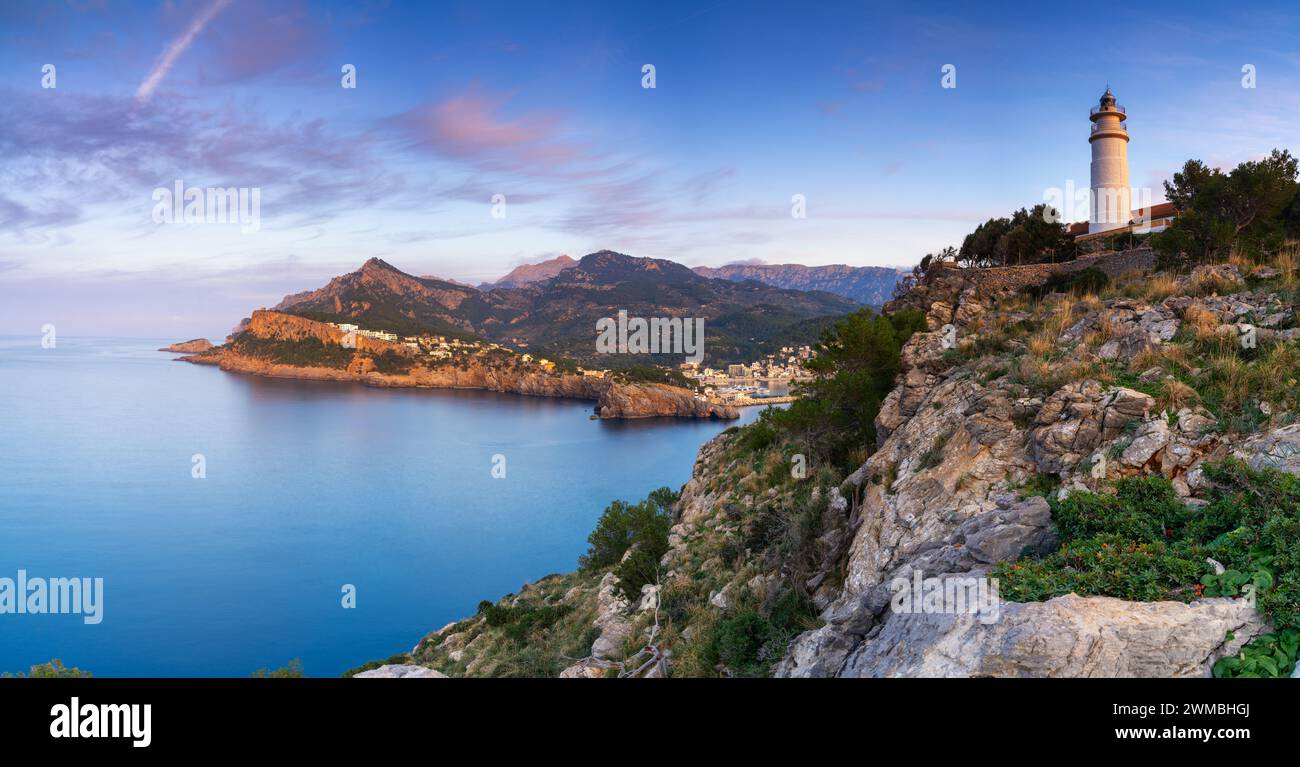 A view of the Cap Gros Lighthouse in northern Mallorca at sunset Stock ...