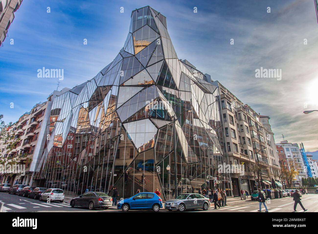 Modern spanish architecture hi-res stock photography and images - Alamy