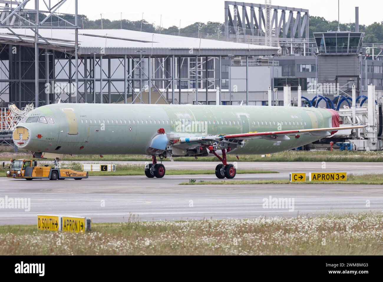 Hamburg finkenwerder airport hi-res stock photography and images - Alamy