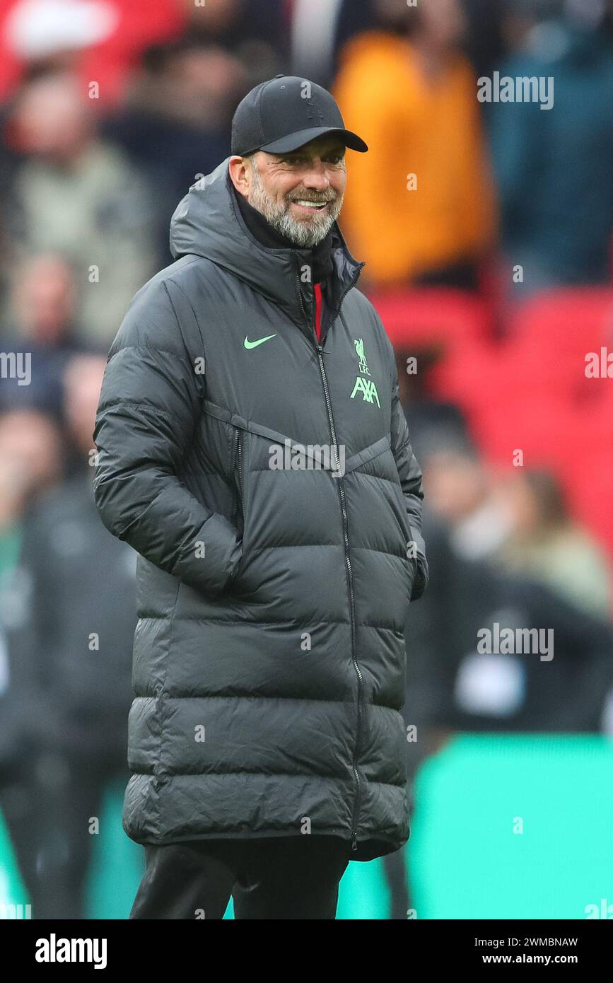 Jürgen Klopp manager of Liverpool in the pregame warmup session during ...