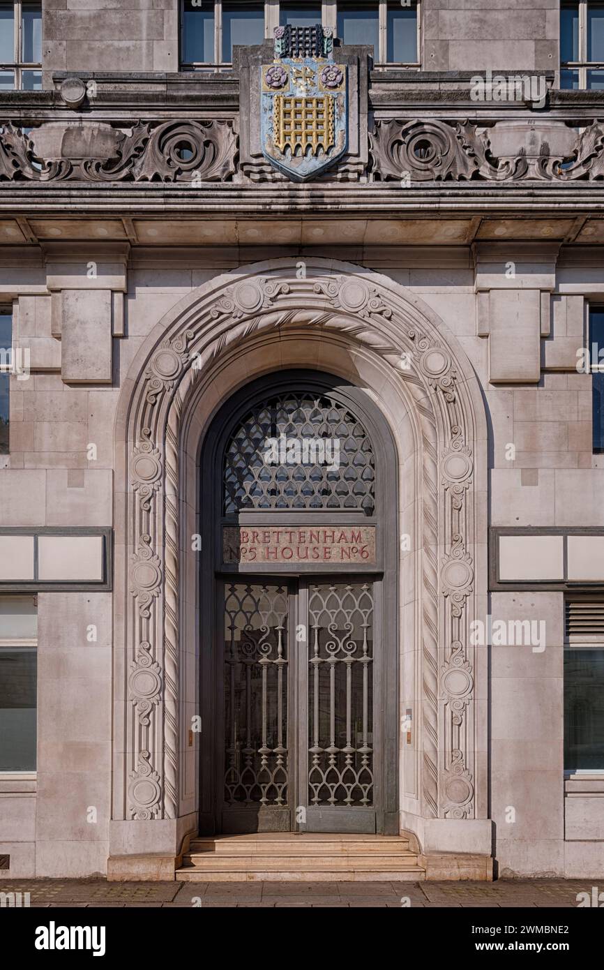 Entrance, Brettenham House, Strand, London, art deco office block built ...