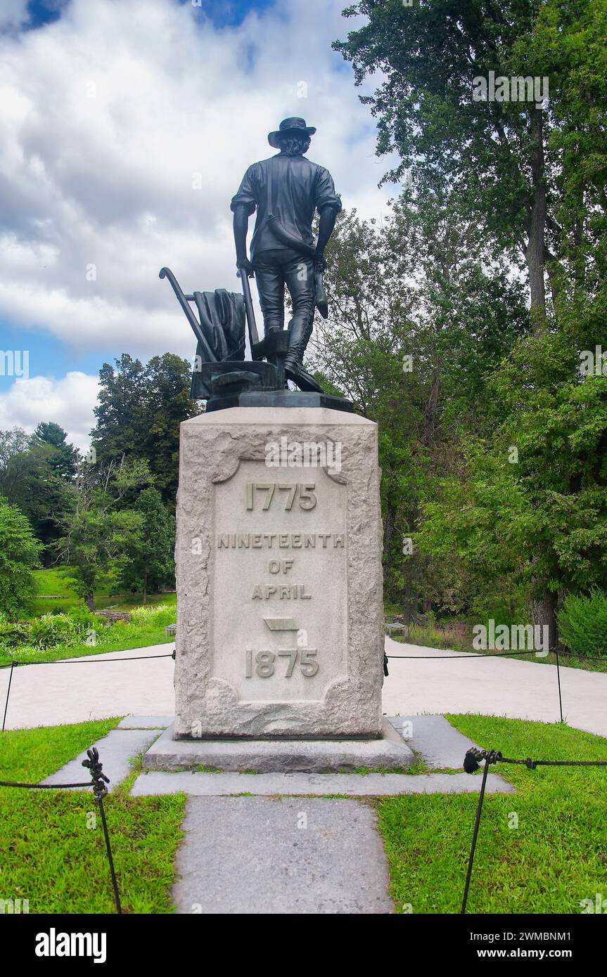 Minuteman statue hi-res stock photography and images - Alamy