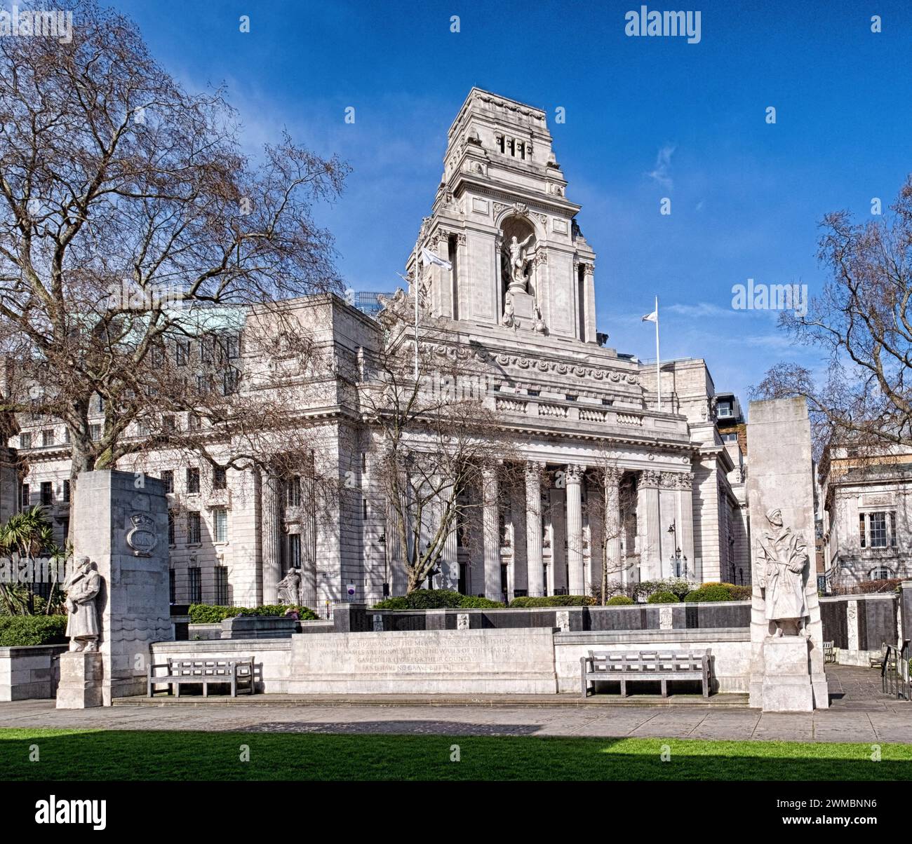 No 10 Trinity Square, former Port of London Authority building (1922 ...