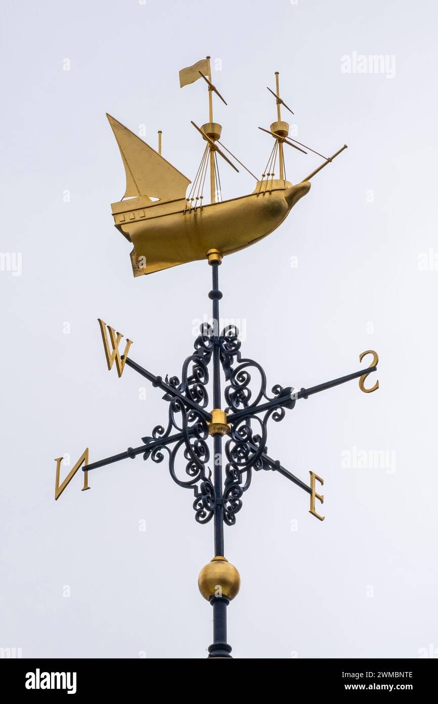 London two temple place hi-res stock photography and images - Alamy