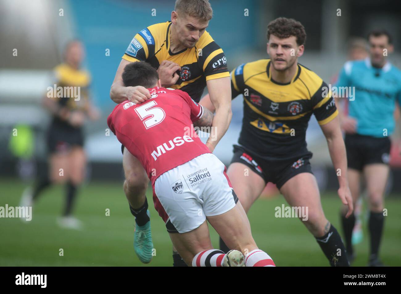 Manchester, UK. 25th Feb, 2024. Luke Hooley of Castleford makes a ...