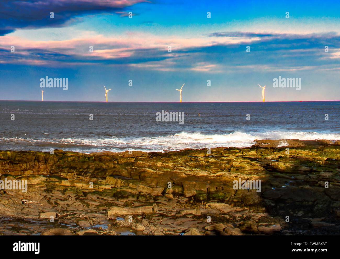 Lone wind turbine in the North Sea off Whitley Bay Stock Photo - Alamy