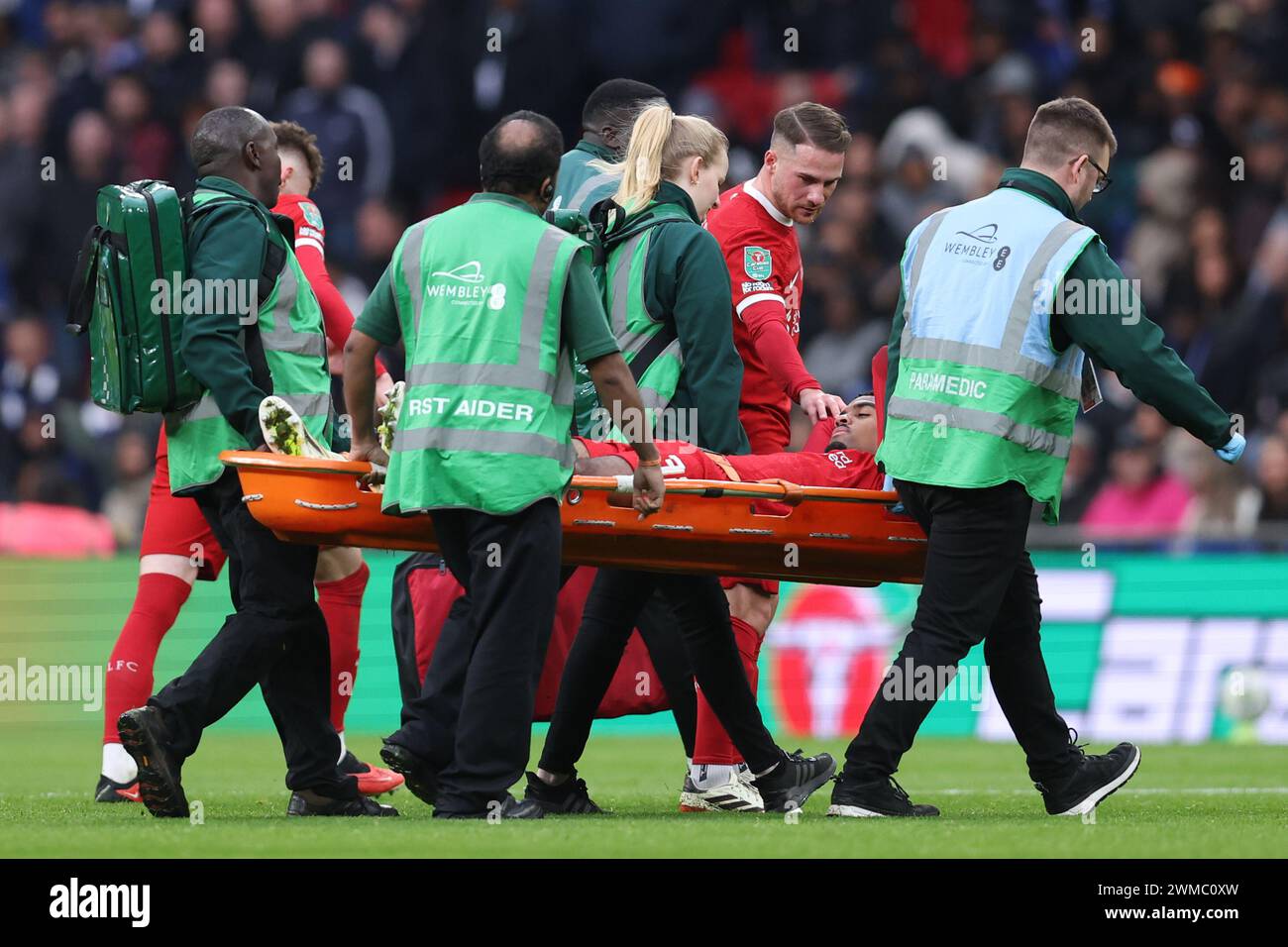 Stretcher on football pitch hi-res stock photography and images - Alamy