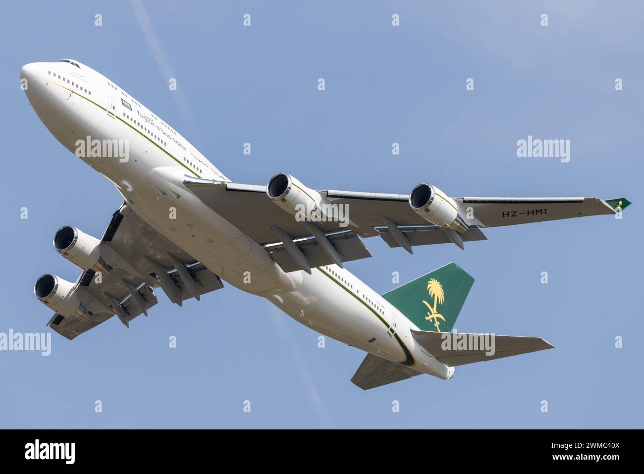 Die Boeing 747-468 B744 der Fluglinie Saudia Royal Fleet SV / SVA ...