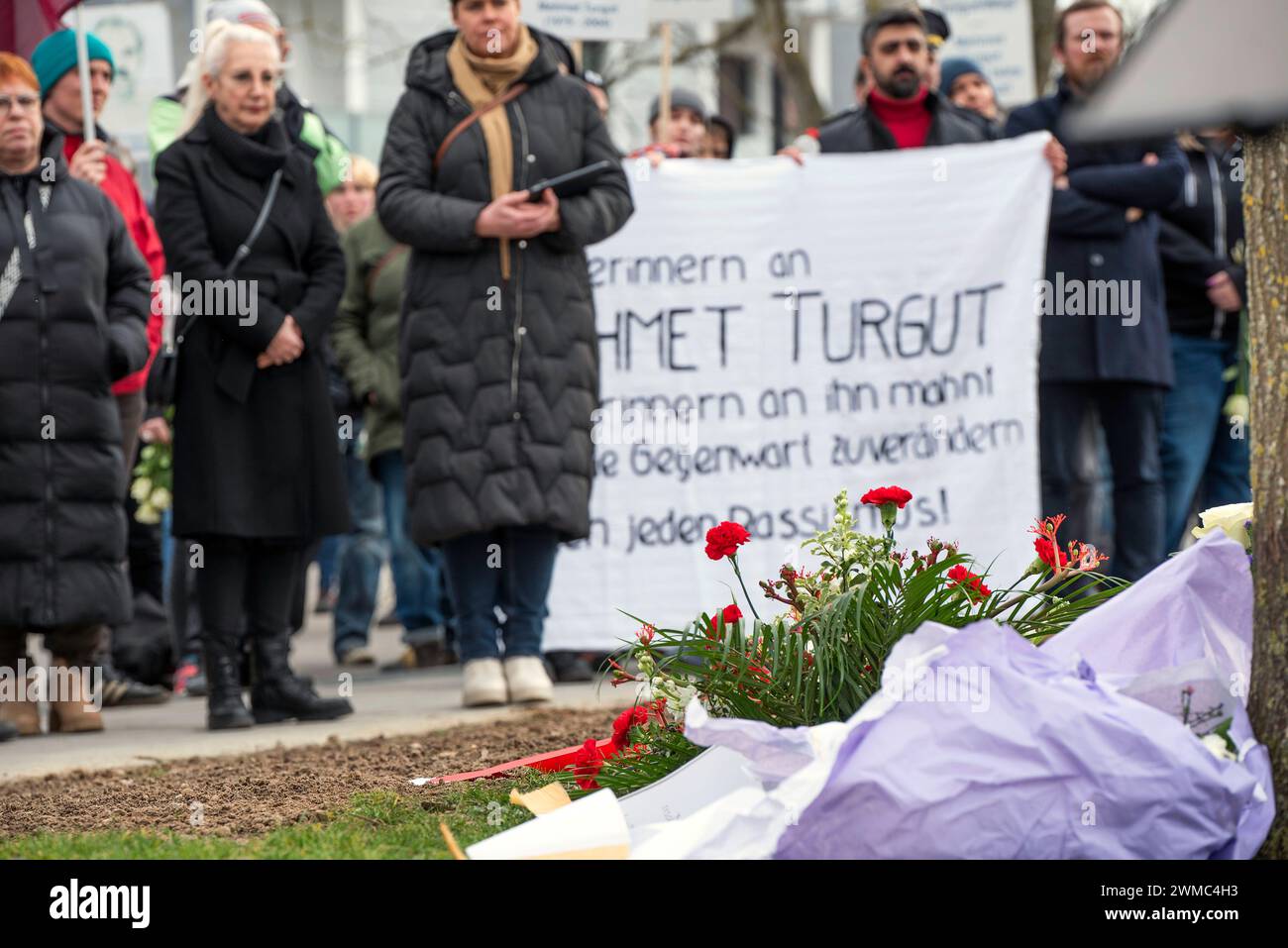 Rostock, Germany. 25th Feb, 2024. Mayor of Rostock Eva-Maria Kröger (M ...