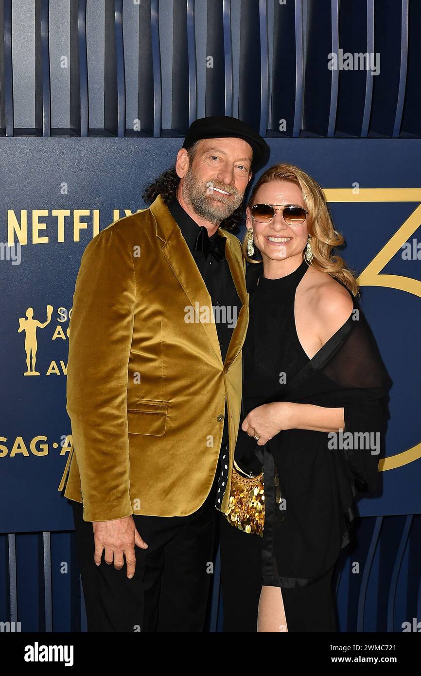 Troy Kotsur, Deanne Bray attend the 30th Annual Screen Actors Guild ...