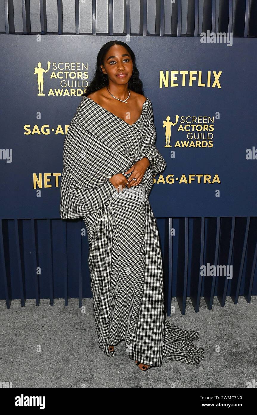 Ayo Edebiri attends the 30th Annual Screen Actors Guild Awards at ...