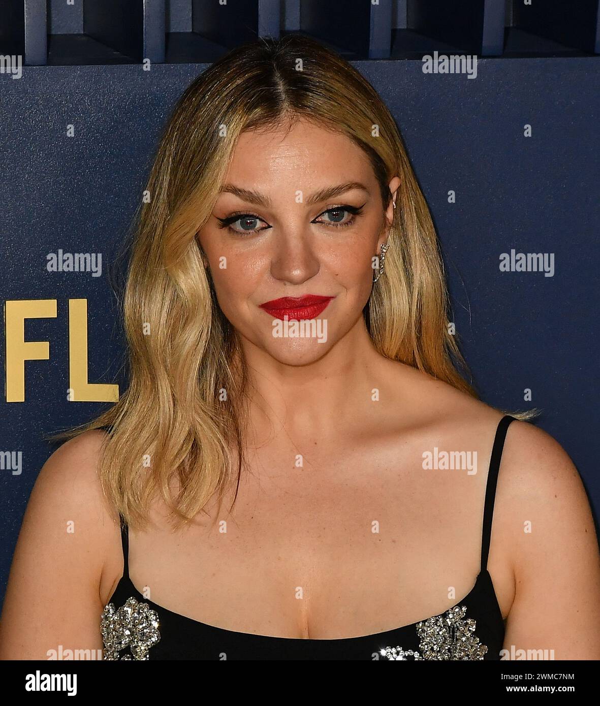 Abby Elliott attends the 30th Annual Screen Actors Guild Awards at Shrine Auditorium and Expo ...