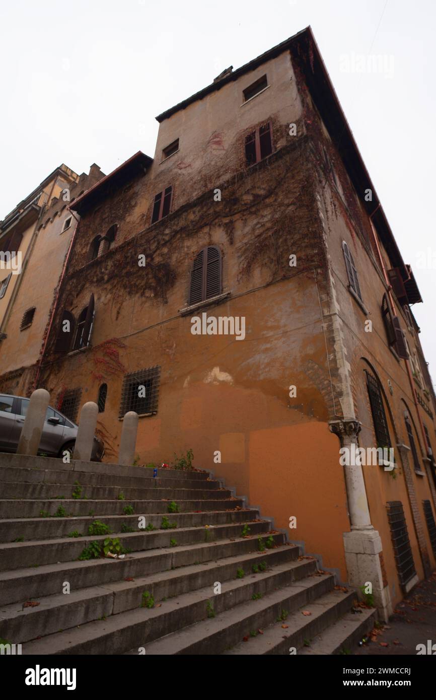 Different views of the city center of Rome. Streets and ordinary life ...