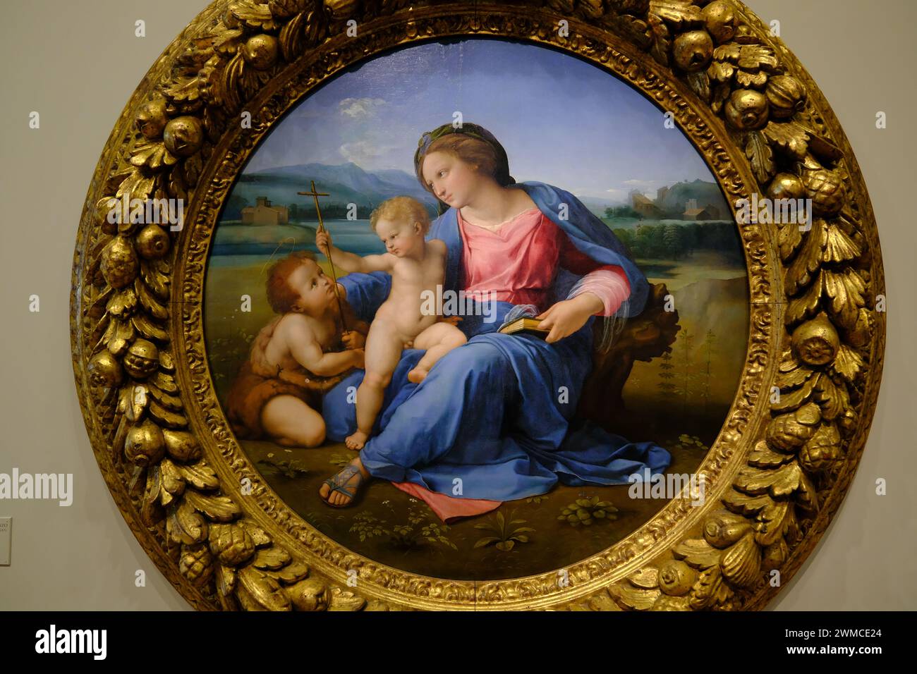 Inside national gallery of art washington dc hi-res stock photography ...