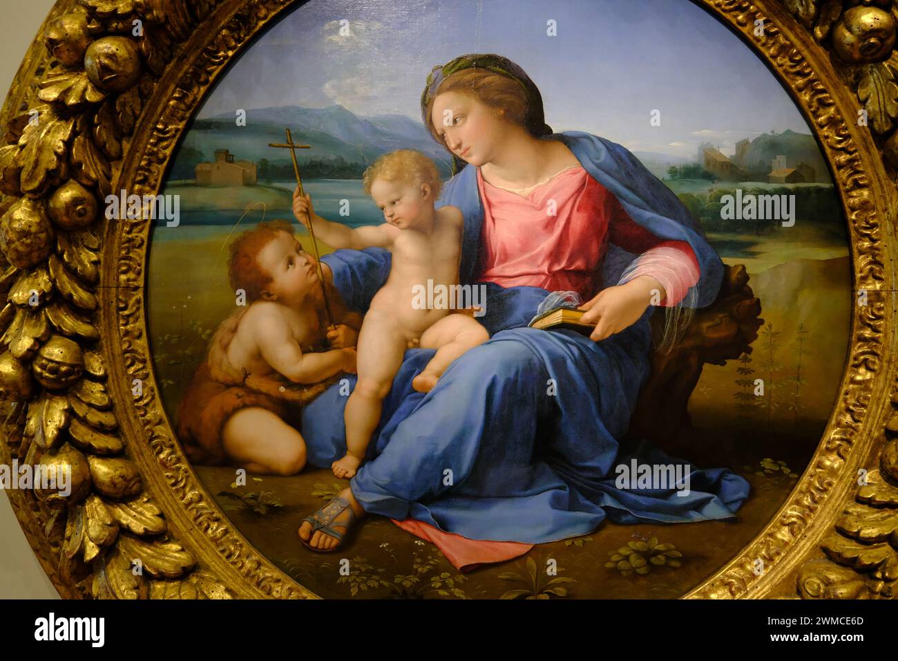 Inside national gallery of art washington dc hi-res stock photography ...