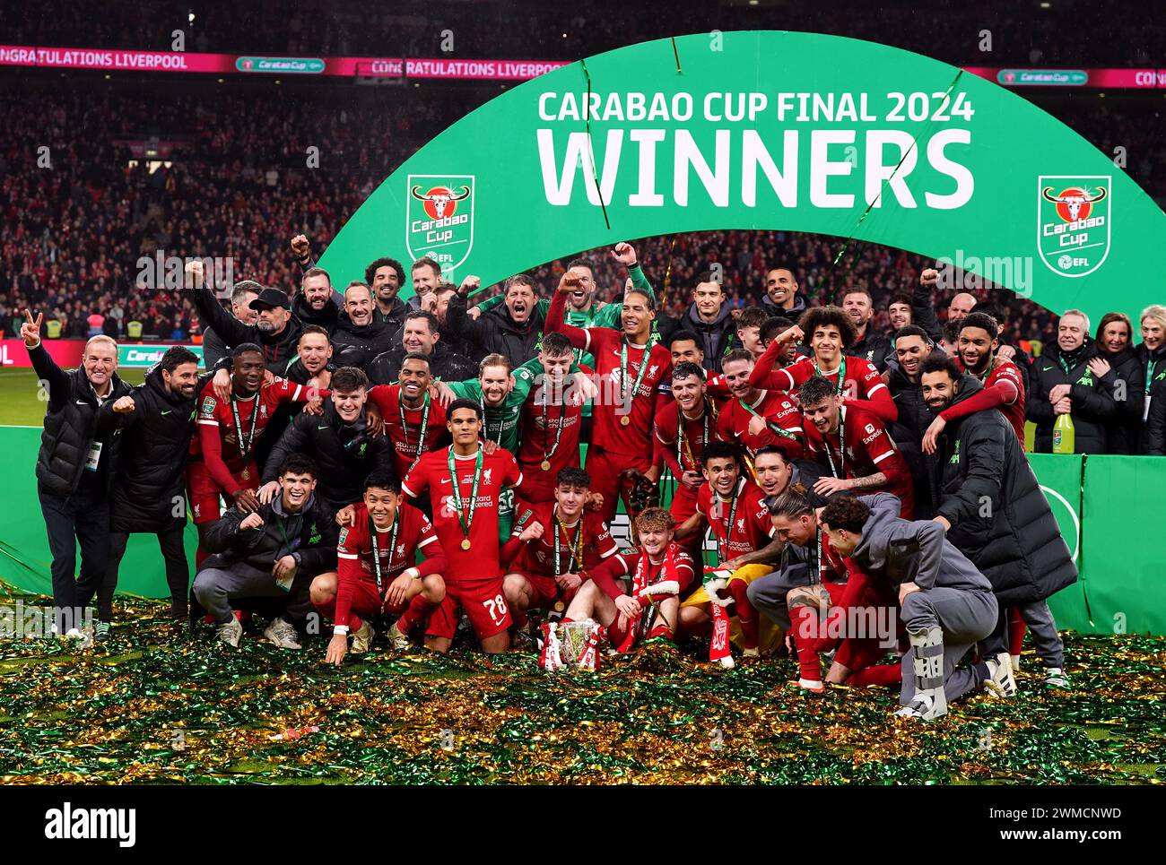 Liverpool celebrate after winning the Carabao Cup final at Wembley ...