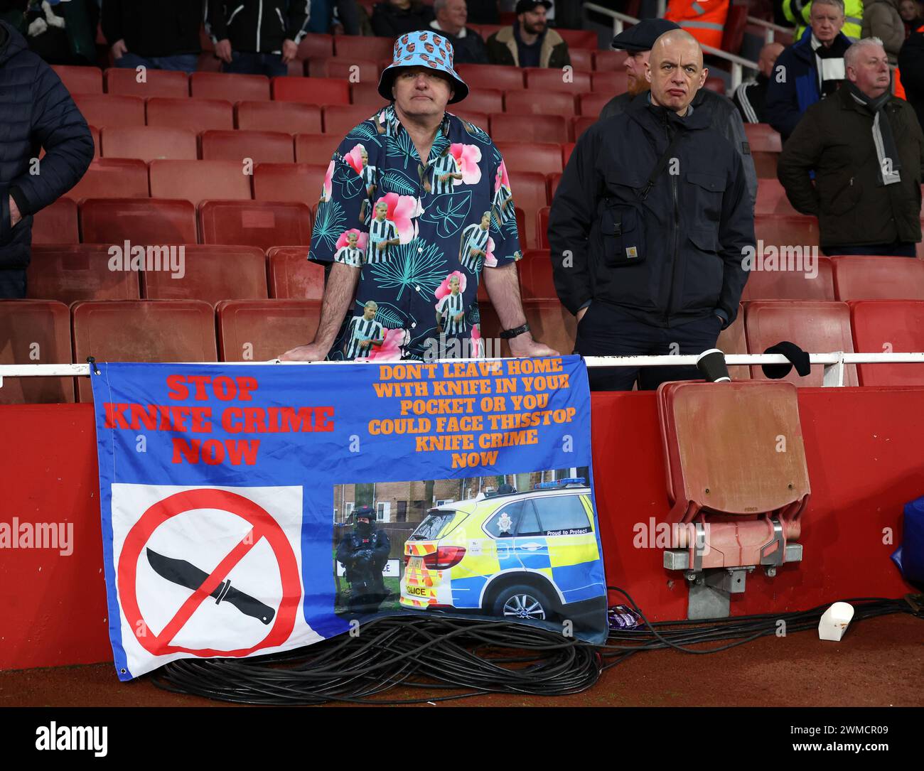 Stop knife crime hi-res stock photography and images - Alamy