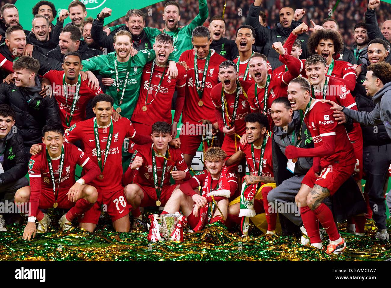 Liverpool celebrate after winning the Carabao Cup final at Wembley ...