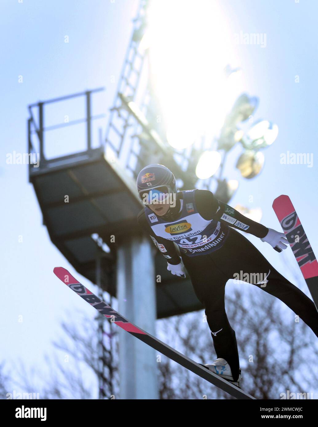 Oberstdorf, Germany. 25th Feb, 2024. Nordic skiing/ski jumping: World ...