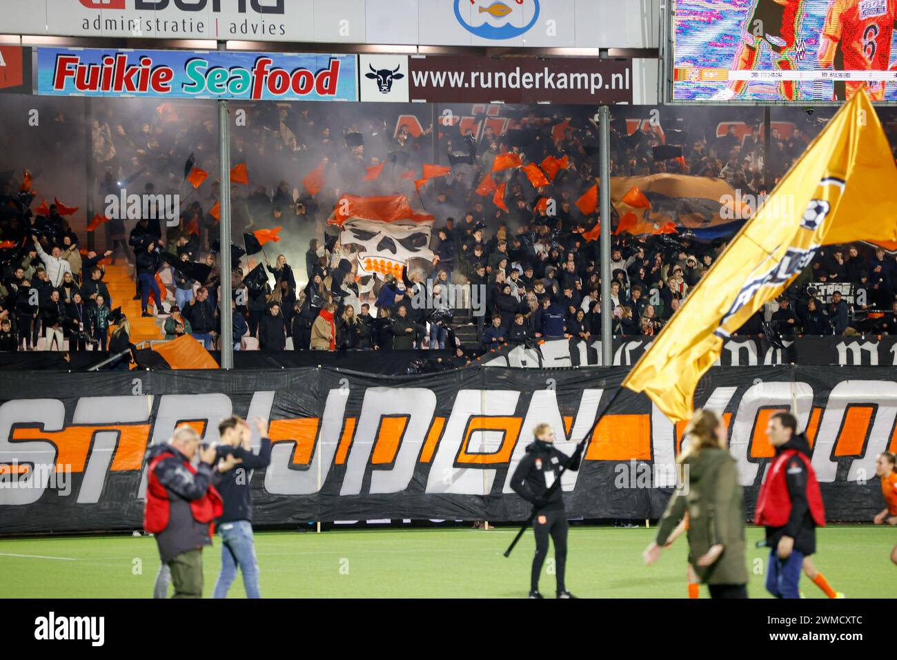 VOLENDAM, 25-02-2024, Kras Stadion, Dutch Eredivisie football, season ...
